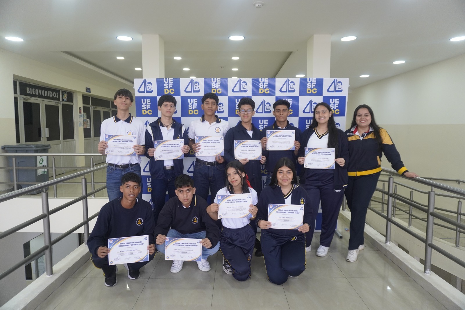 Reconocimiento a los 10 mejores promedios del Domingo Comín ...