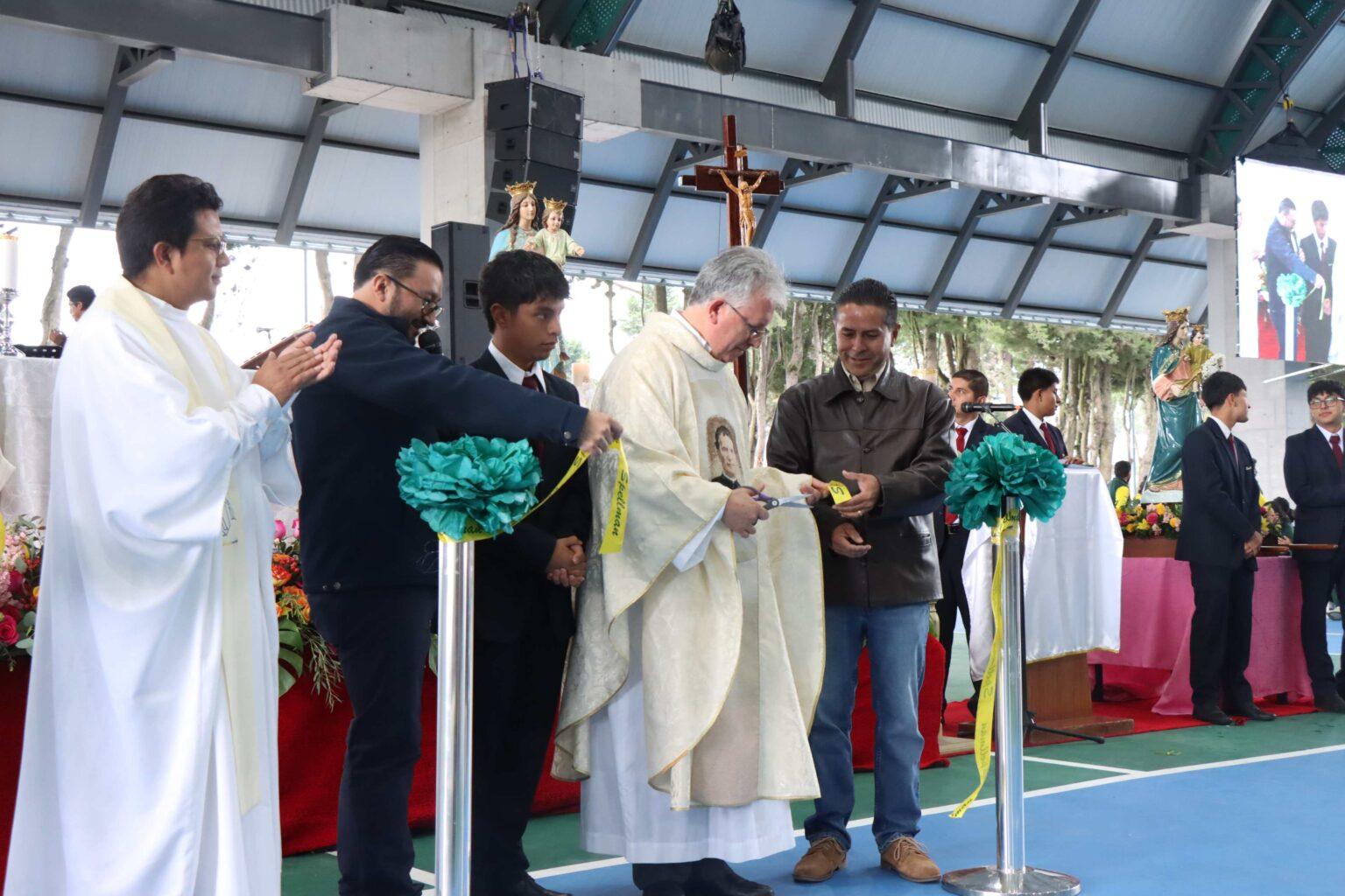 Cardenal Spellman inaugura el Coliseo «María Auxiliadora» en el marco ...